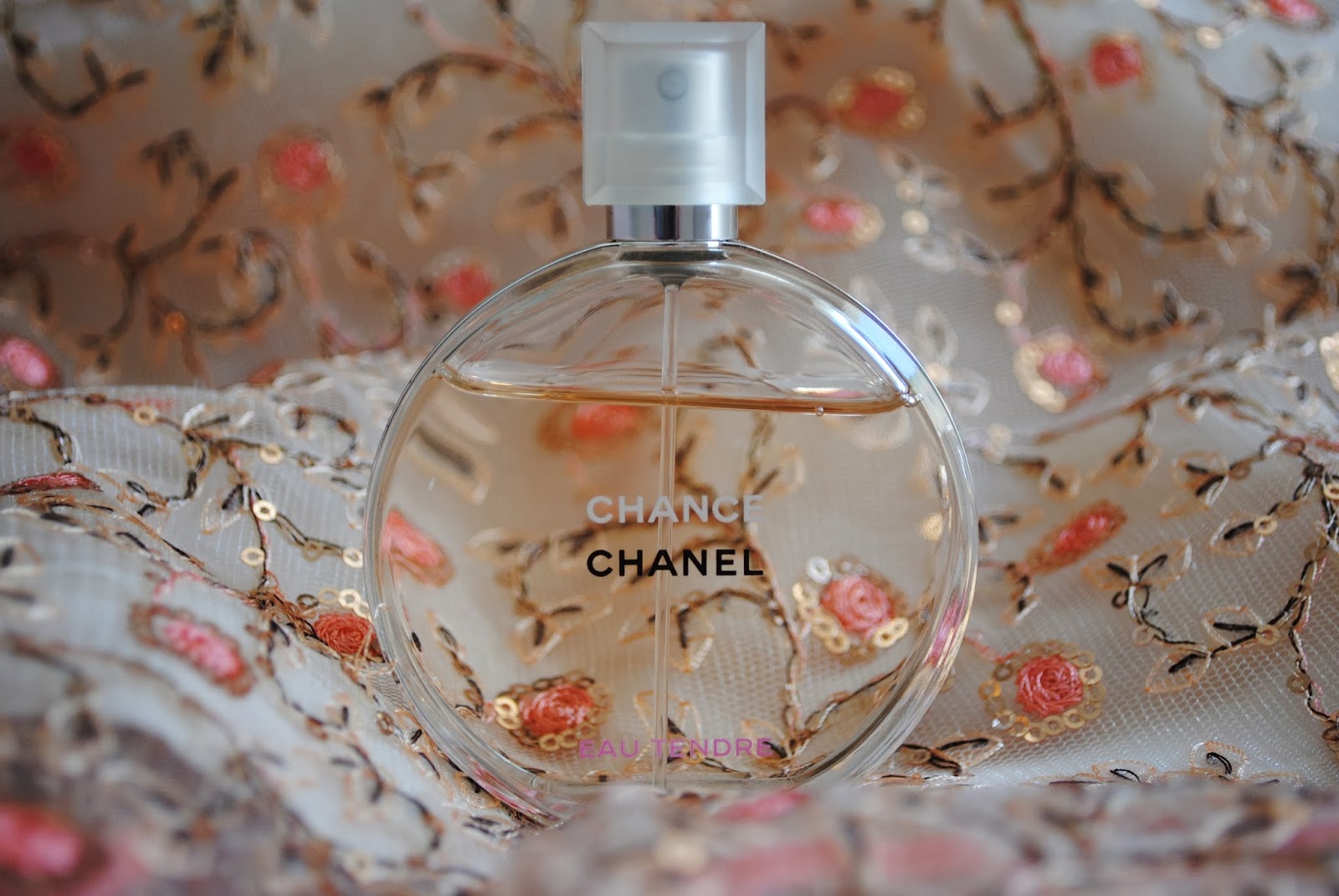 Cris Felix Com que roupa eu vou: Resenha : Chance Chanel, Eau tendre