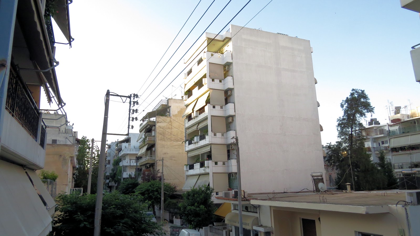 Ephemeron: Δυο διαφορετικες γενιες, δυο διαφορετικοι δρομοι, δυο ...