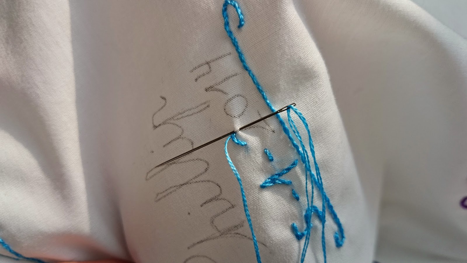 rosgaards : Broderi på dåbskjole