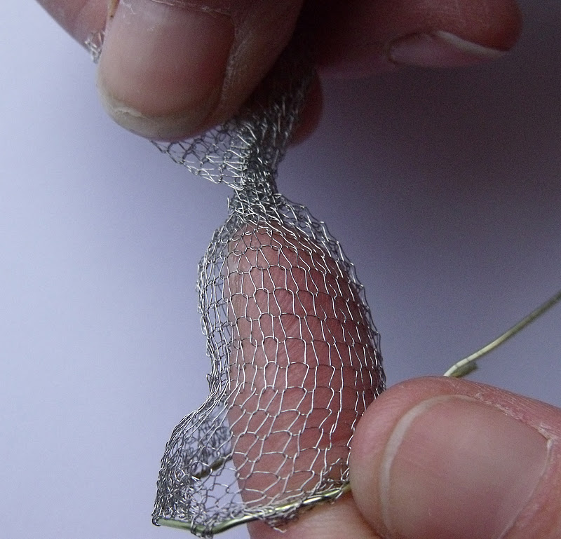 Downrightcrafty: Little Fishing Net Tutorial