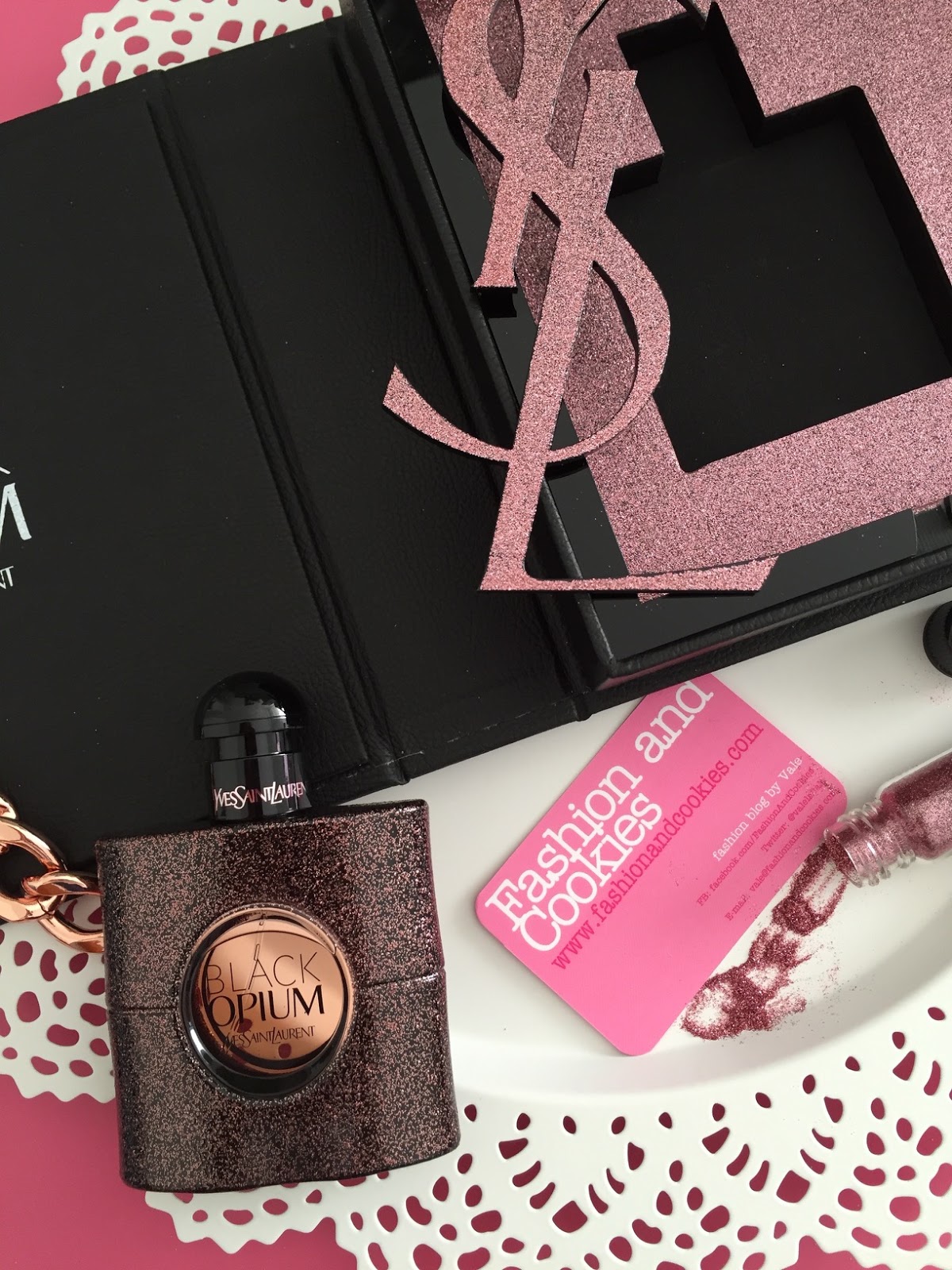 YSL Black Opium Eau de Toilette: new fragrance and addiction | Fashion ...