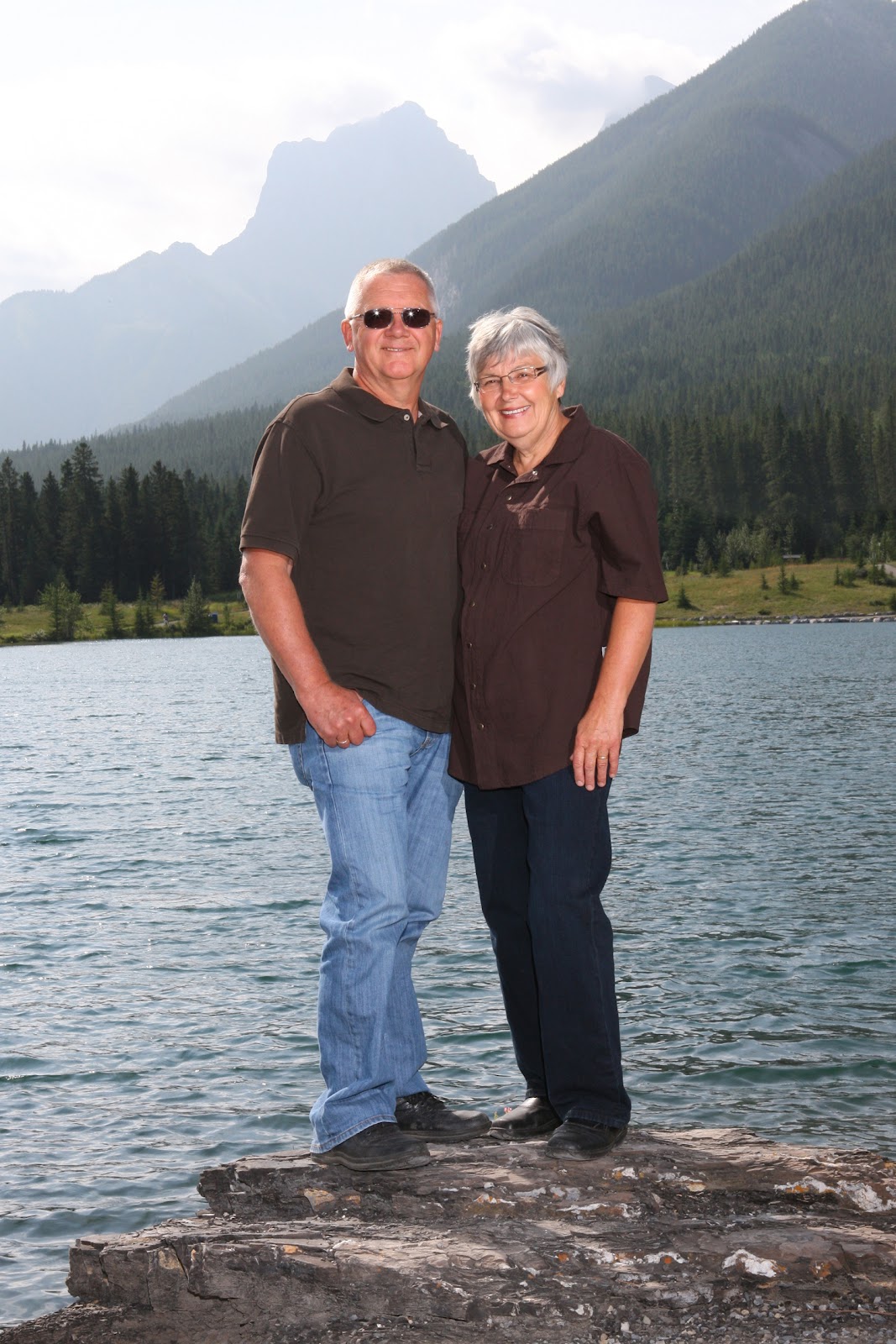 Alpine Peak Photography: Banff Portrait Photographer - Smith Family ...