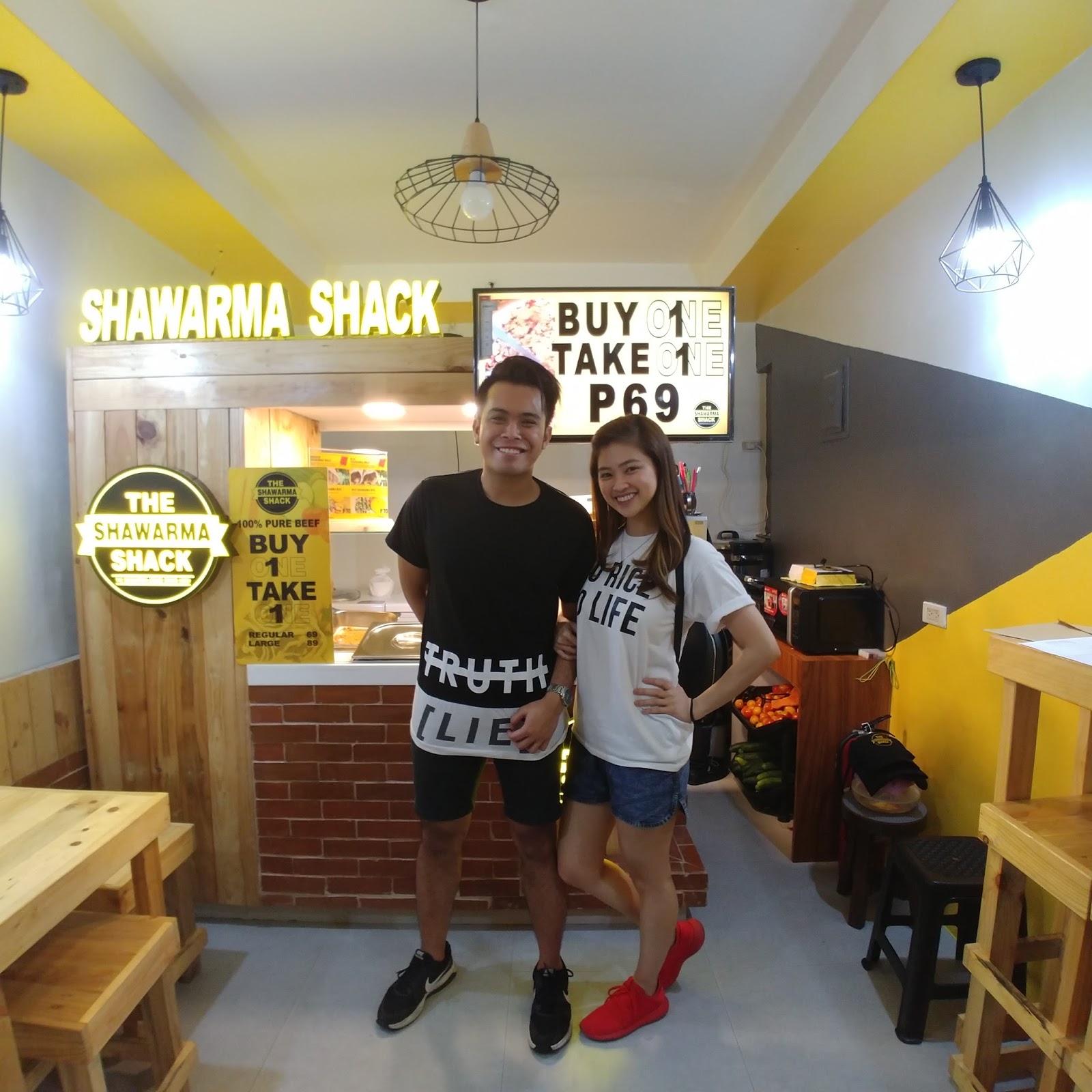 Shawarma Shack: Bang For The Buck Shawarma Meal - #MAFoodDiaries