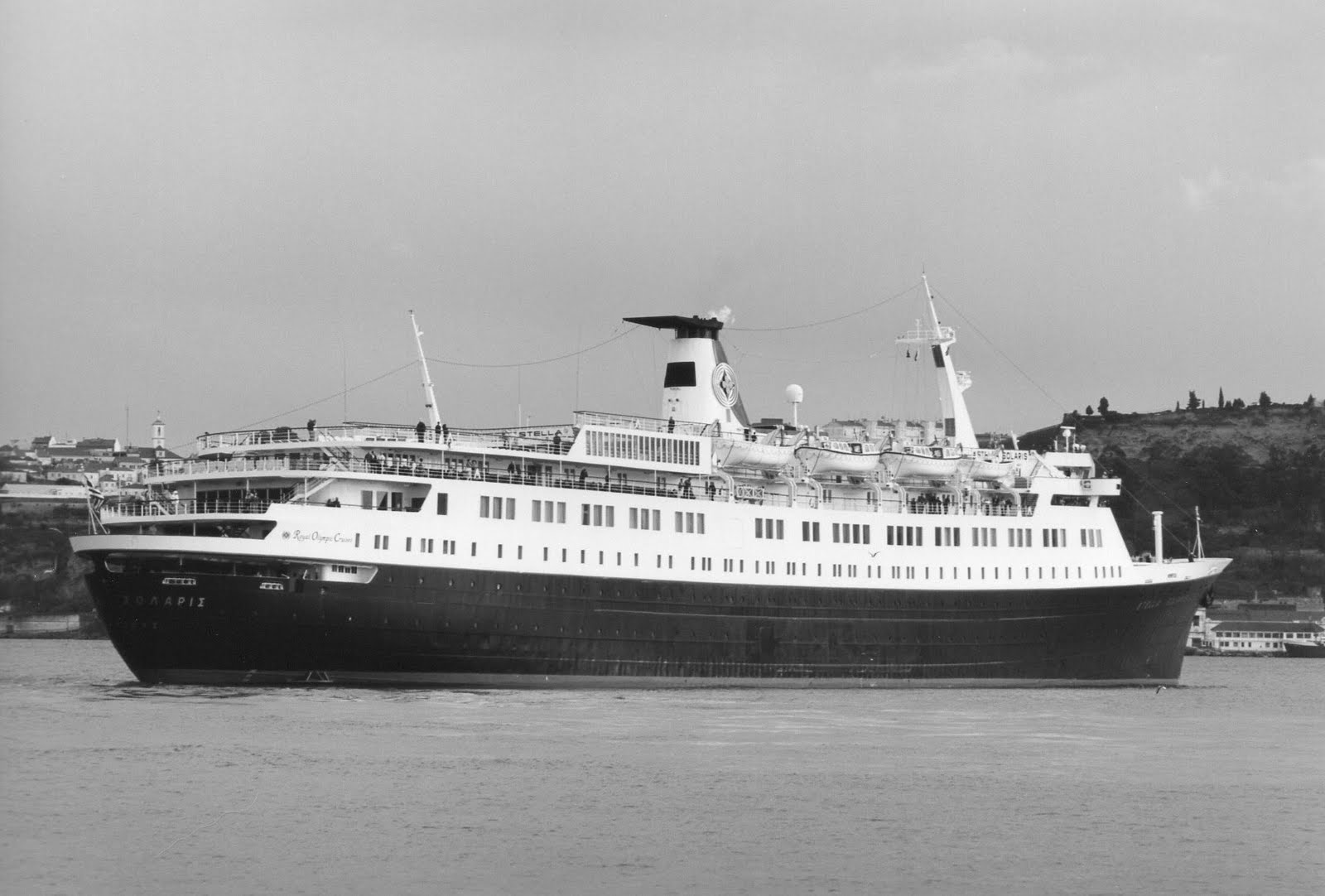 SHIPS & THE SEA - BLOGUE dos NAVIOS e do MAR: STELLA SOLARIS in Lisbon