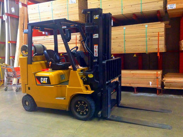 Accurate Forklift blog: How to Choose the Best Forklift For Each Task