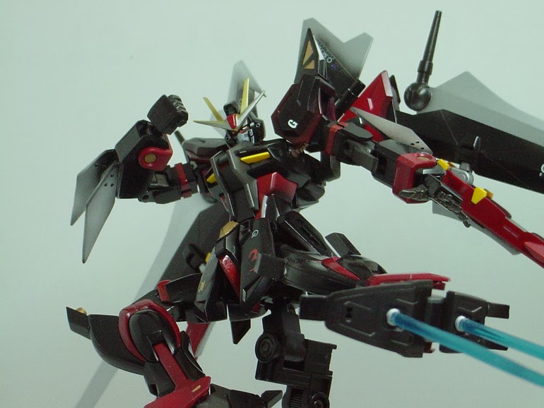 HG 1/144 Strike Noir - Custom Build