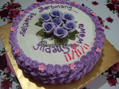 Danisha_Licious Cake House: 2Set Kek Hantaran Tunang