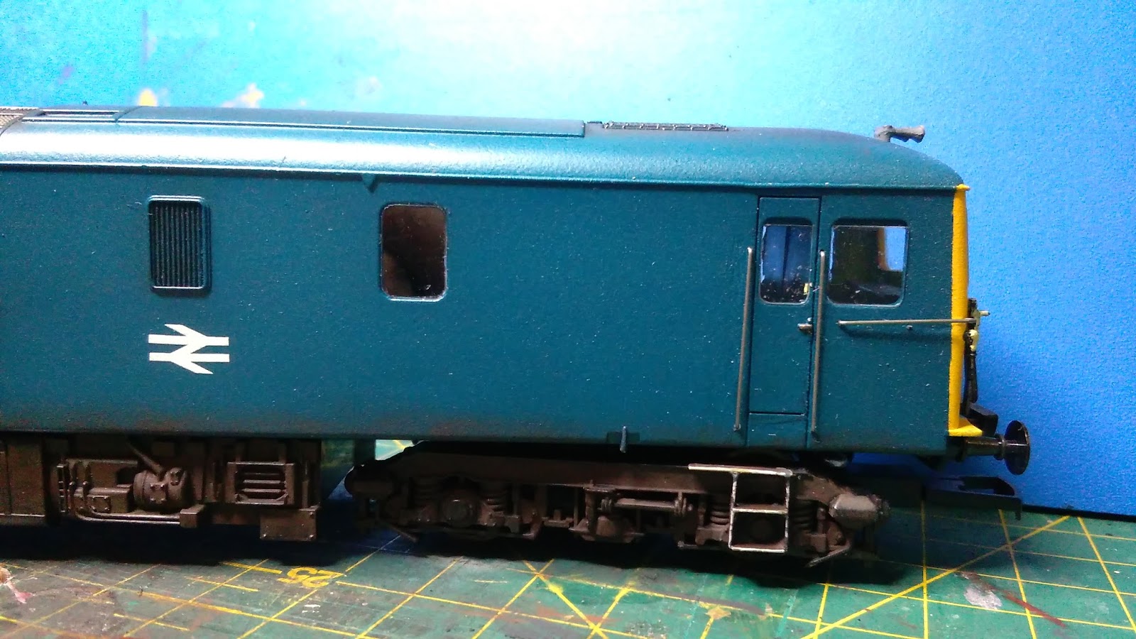 CParkstone's Railway modellers Blog: Lima Class 73