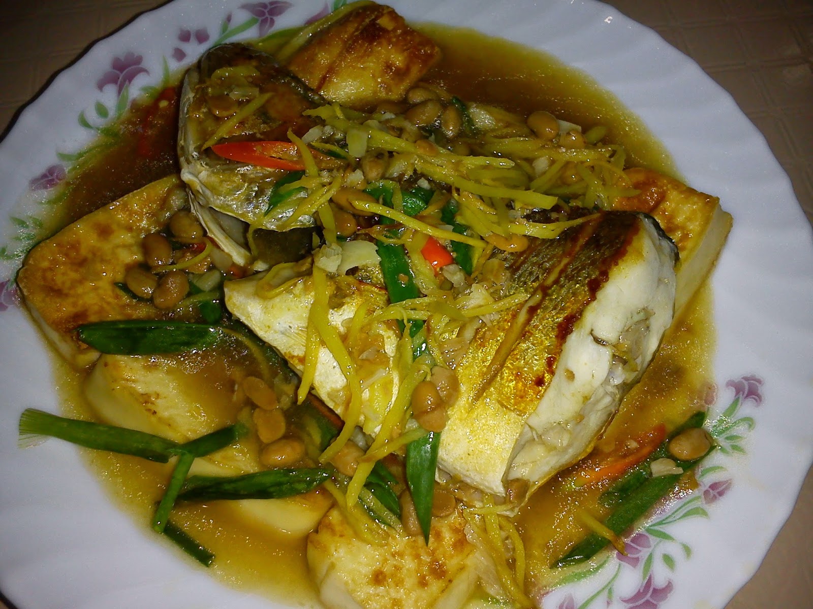 Cooking Pleasure: Nyonya Chien Chuan Hu [Fried Fish With Tau Cheong]