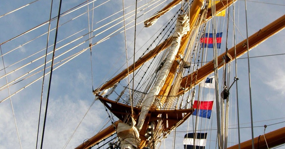 SUCESOS CONTEMPORÁNEOS Thinking & History: Naufragio de la fragata ...