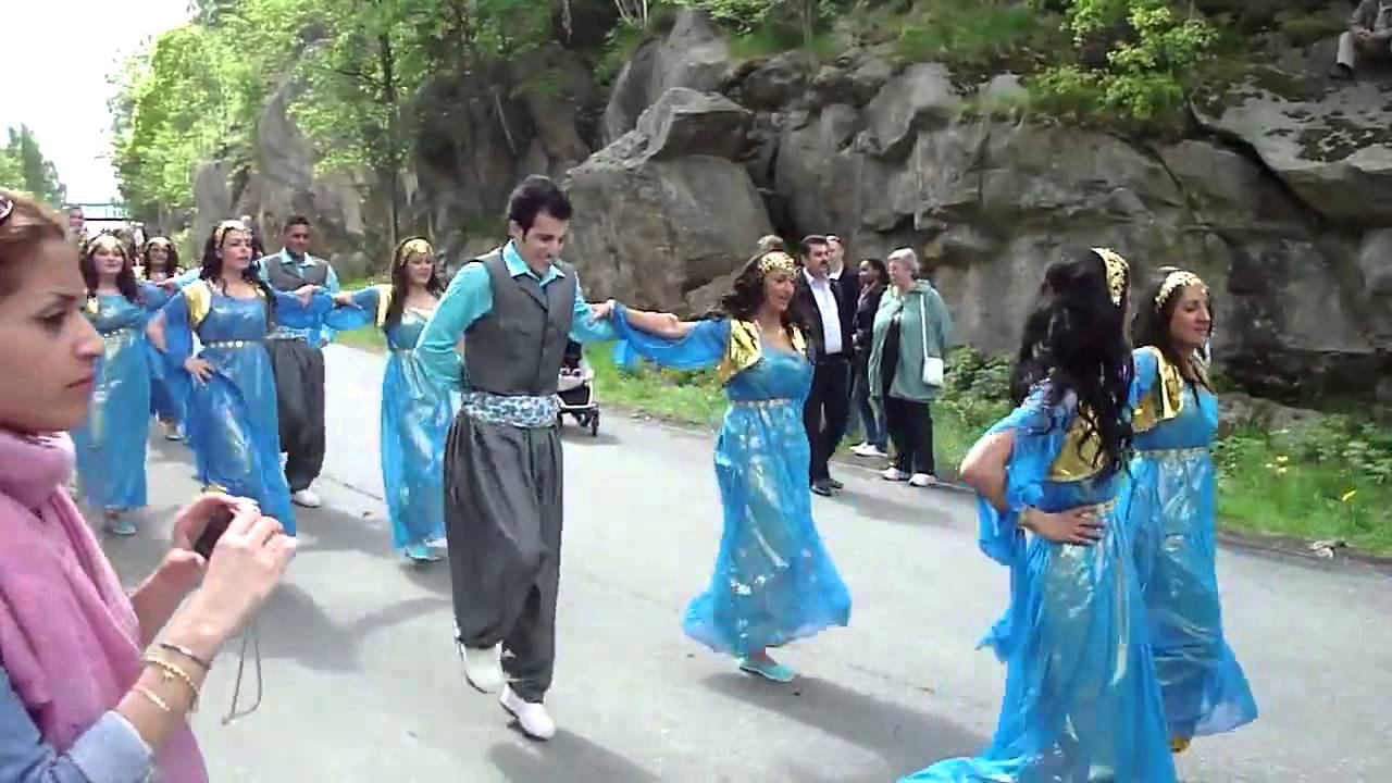 dance steps: Kurdish Dance History ,state,music,images : dance steps ...