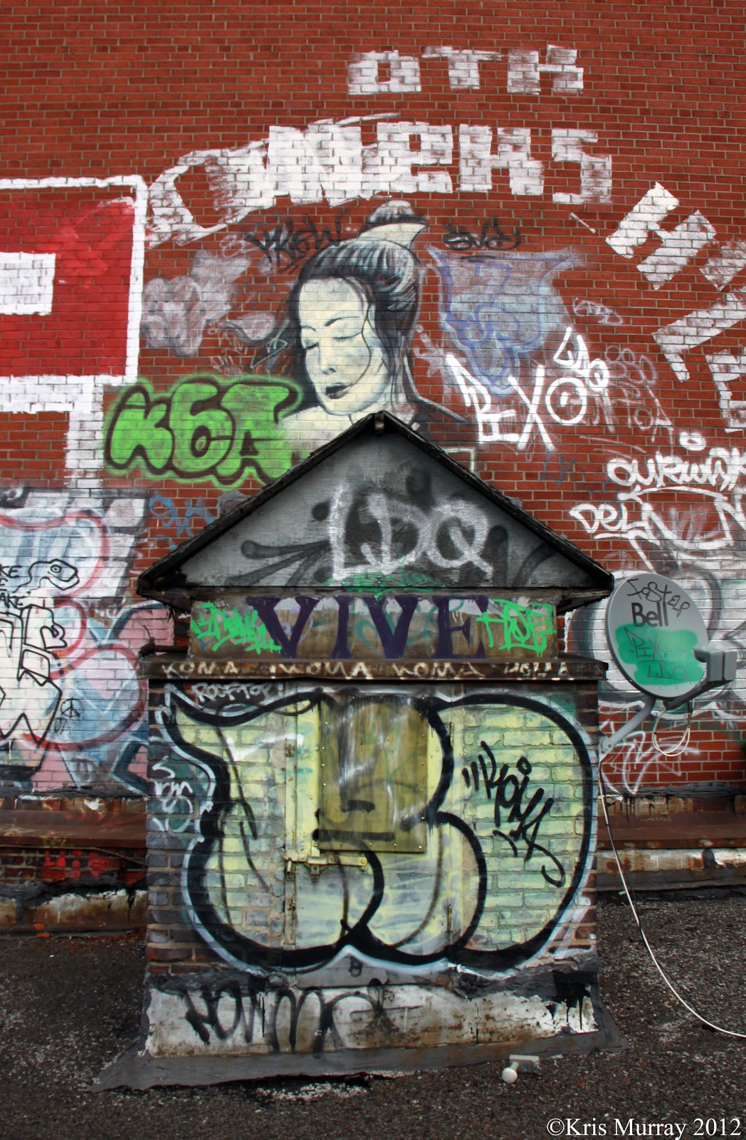 Montreal Graffiti: Rooftop Edition: Vol 2