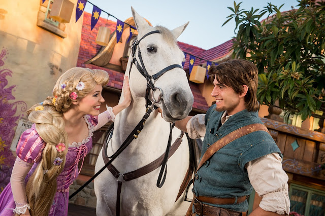 Picturing Disney: The Five Most Romantic Disney Couples