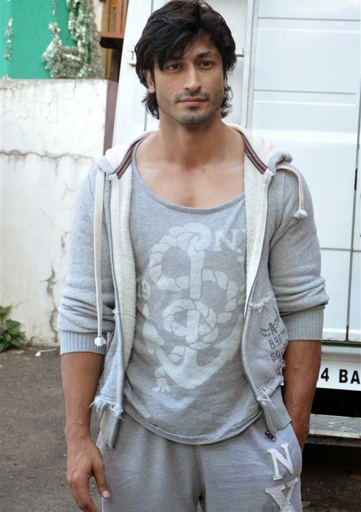 Bollywood Actor Vidyut Jamwal Latest Stills - Cine Gallery