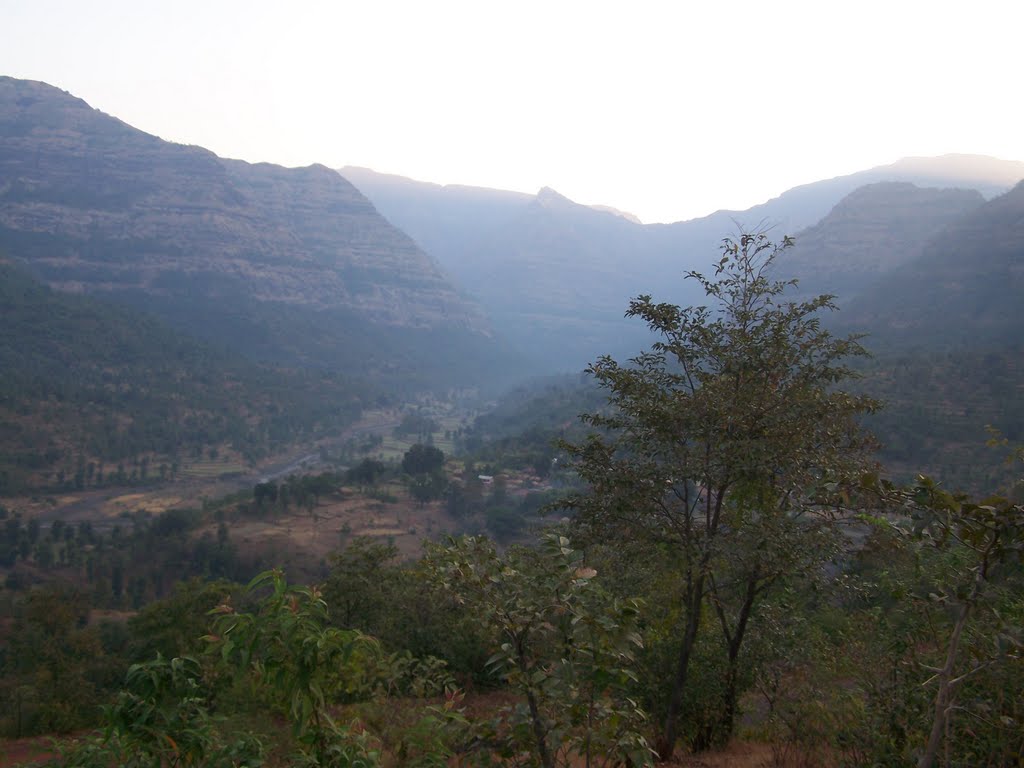 Trekking In Maharashtra: Chandragad To Arthur's Seat (Mahabaleshwar ...