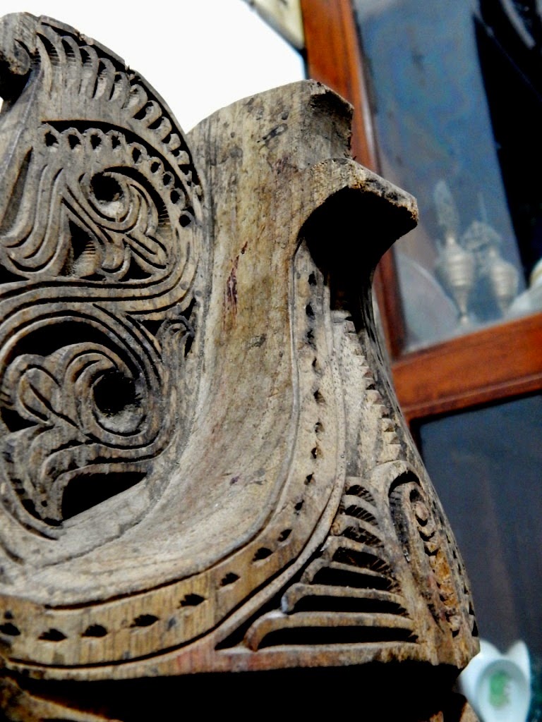 LUKITO ARTIFACT: Ornamen Gorga "Singa" Batak