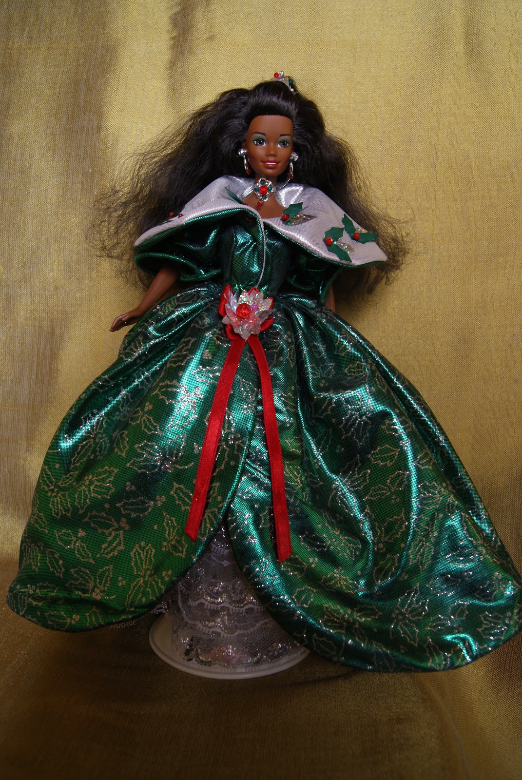 Mis Barbies negras: Barbie Happy Holidays 1995