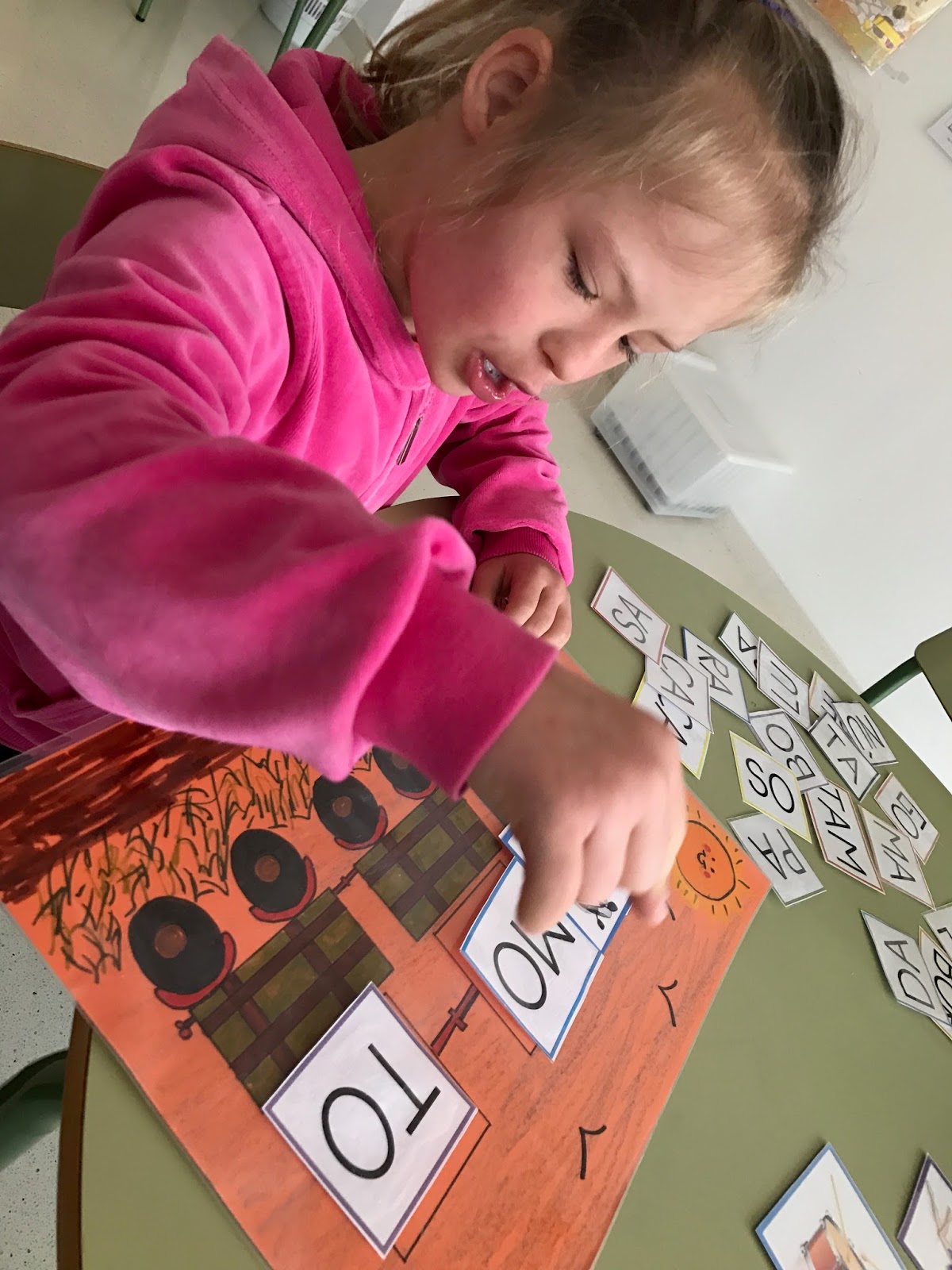 TRACTOR BISÍLABO | SERVICIO UVAI de ASNIMO