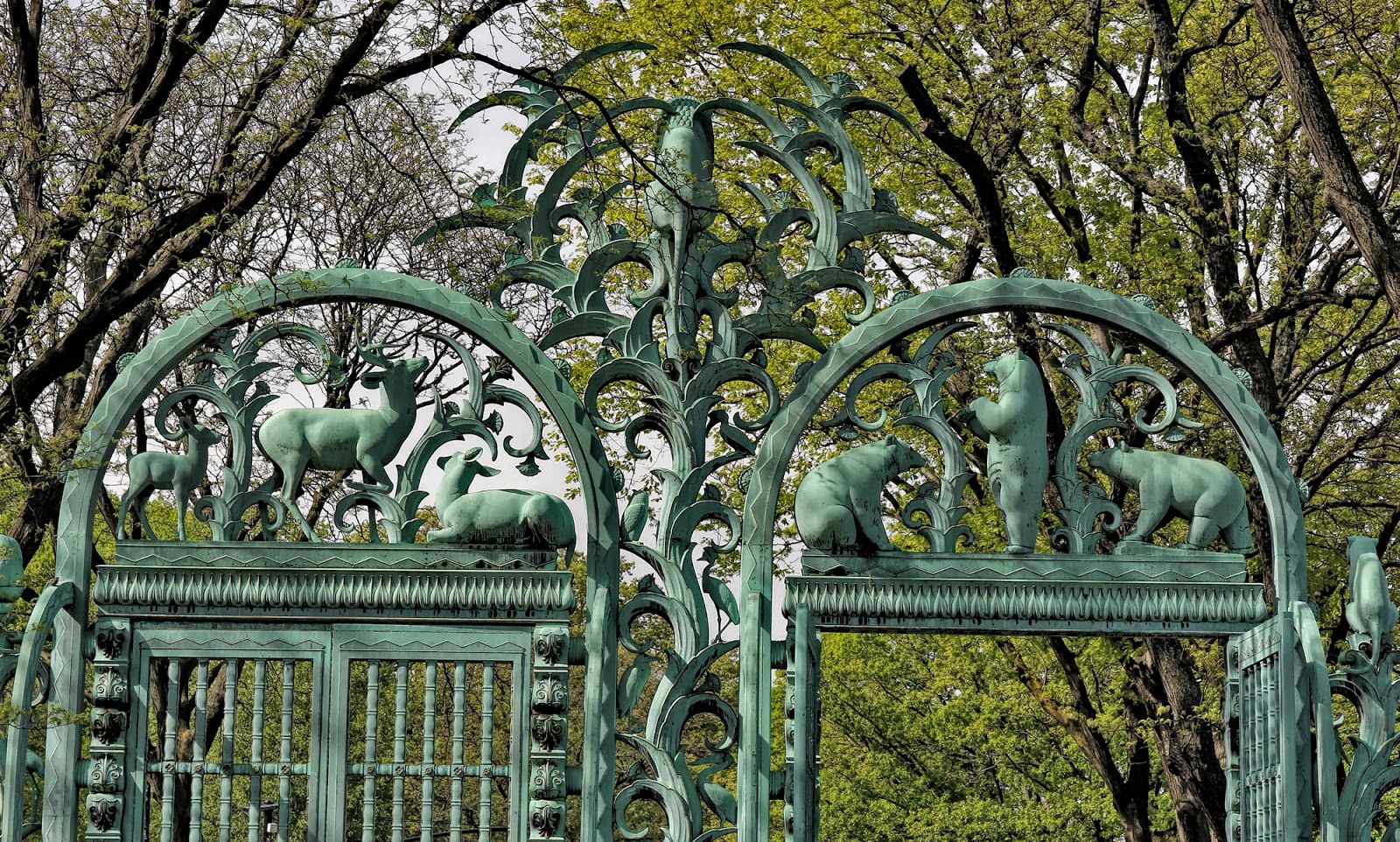 Joe Doakes' New York: Animal house