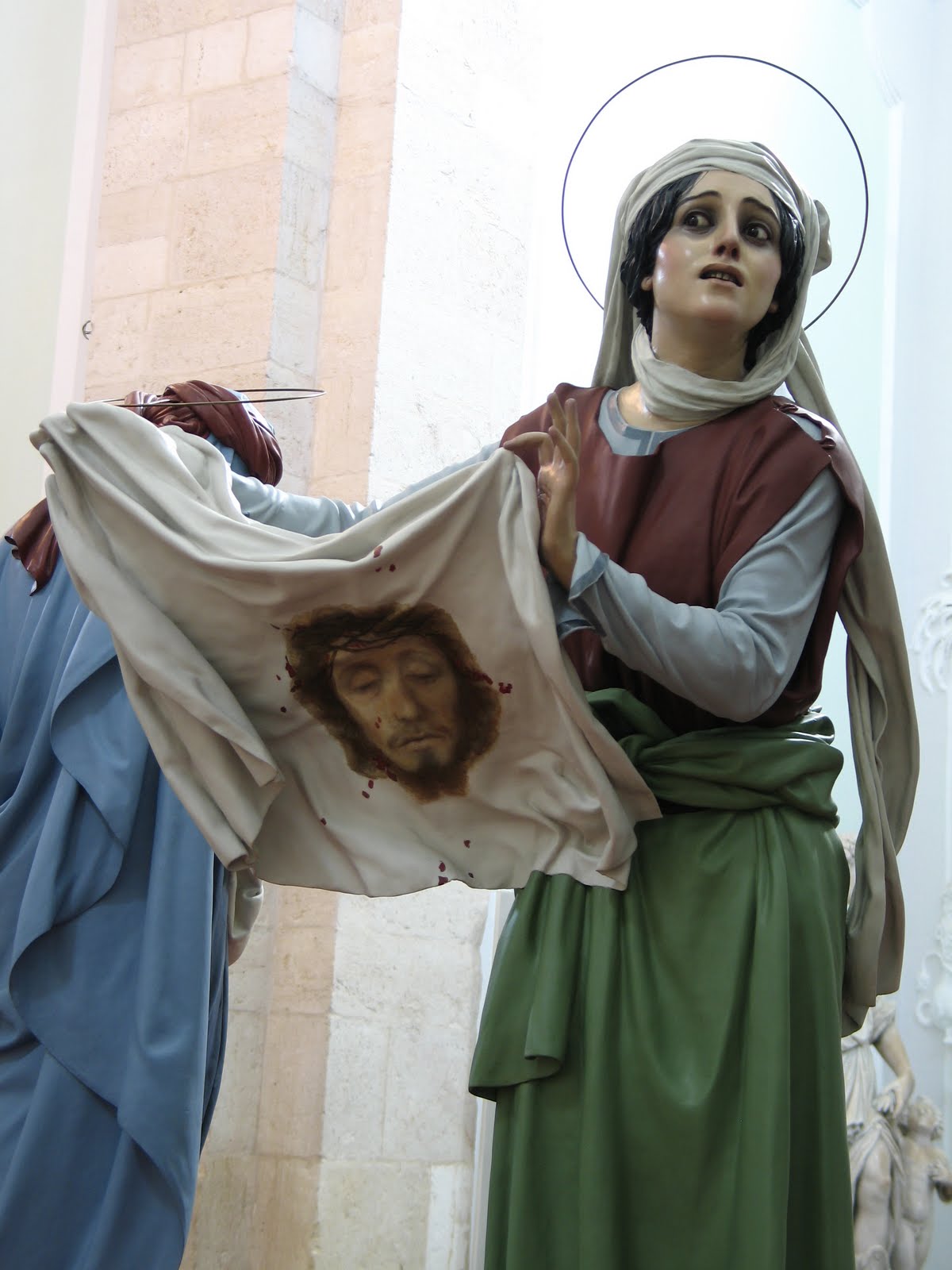LE ANTICHE STATUE: LA VERONICA