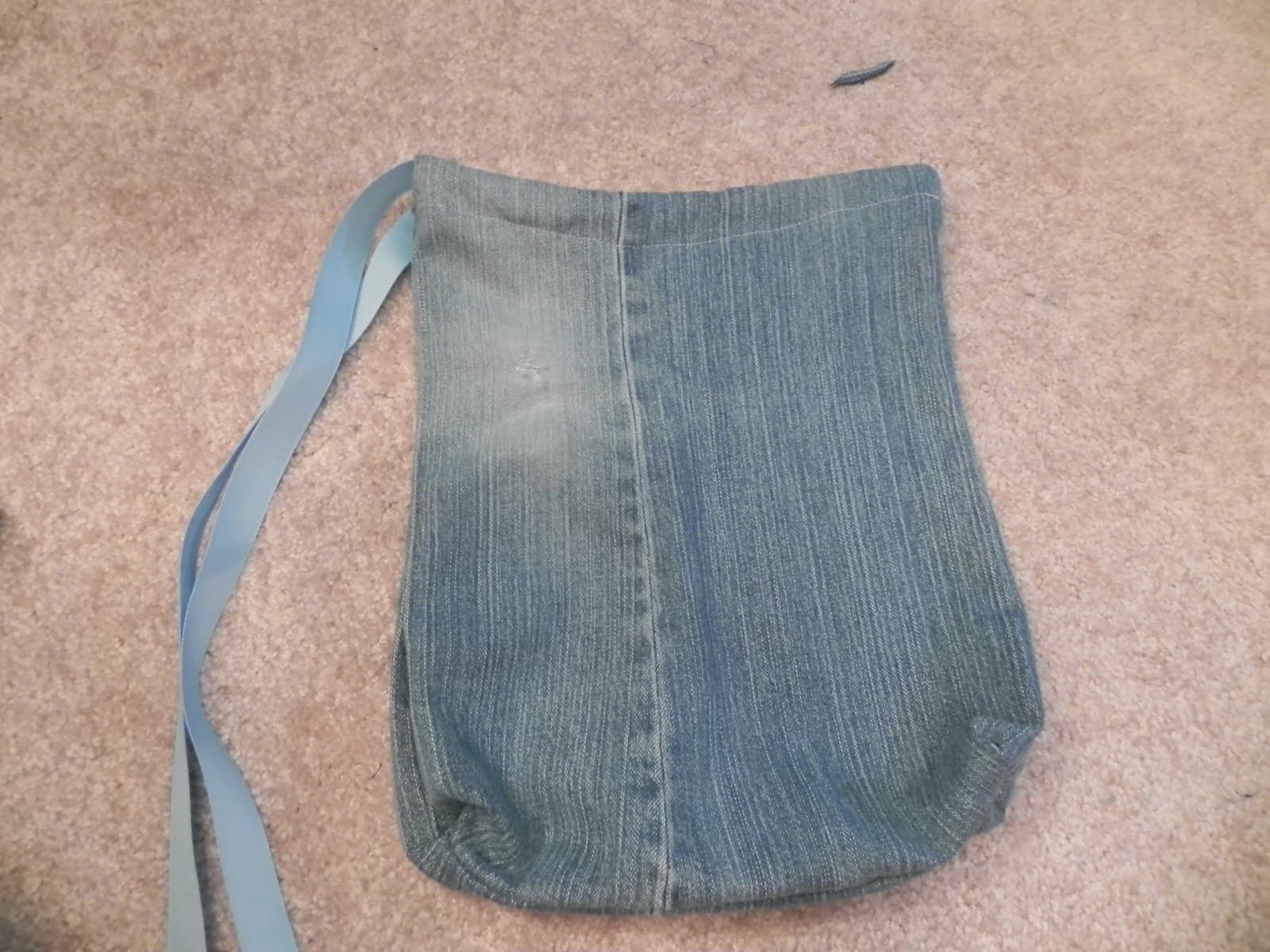 Shady Tree Diary: {Upcycled Drawstring Bag & Tutorial}