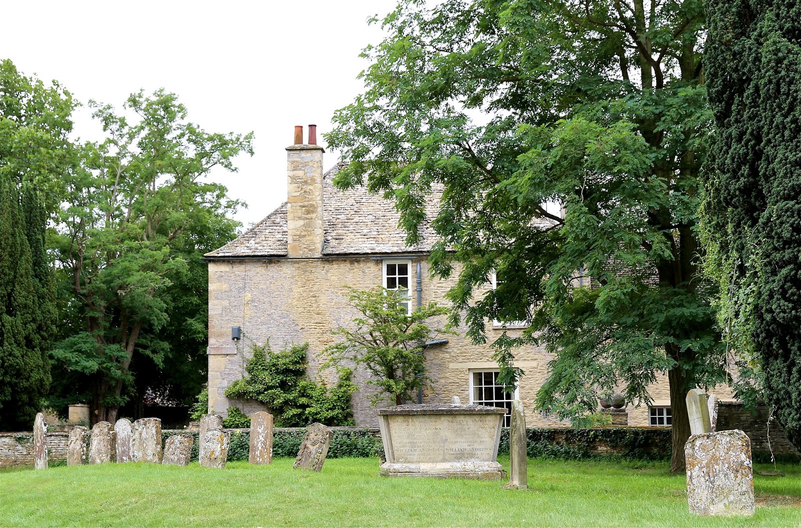 Sweet Southern Days: Visiting Downton Abbey Village - Bampton, England