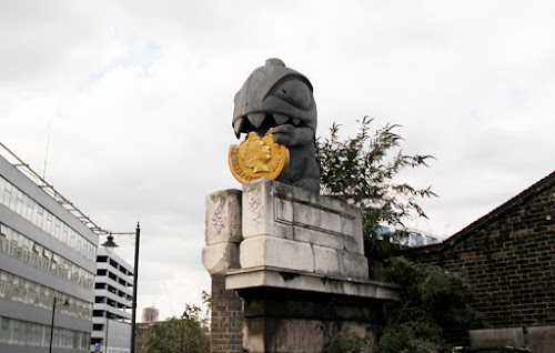 Ronzo — Credit Crunch Monster | Hookedblog - Street Art from London and ...