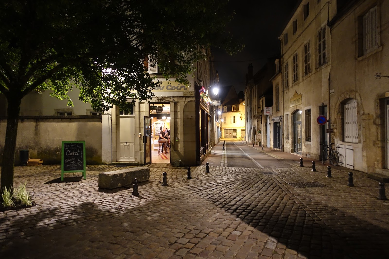 schiller-wine: Schiller’s Favorite Wine Bars in Beaune, Bourgogne