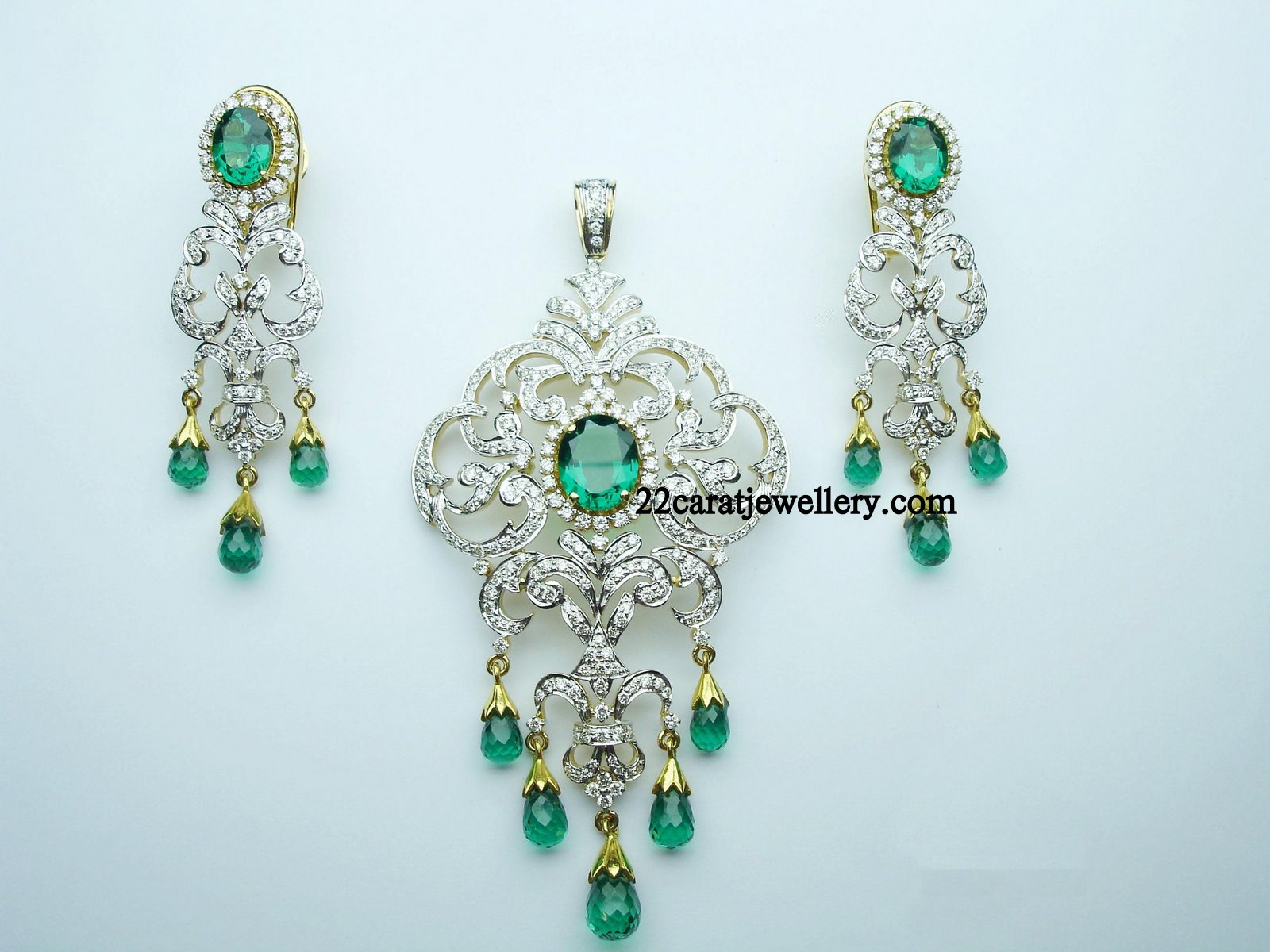 Gold Designer Diamond Pendant and Earring Set 3 - Jewellery Designs