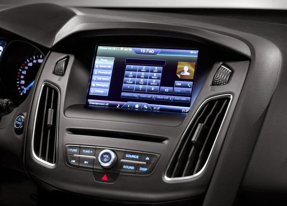 ENSAIO: Ford Focus 1.5 TDCi Titanium (MY2015) - COCKPIT AUTOMÓVEL