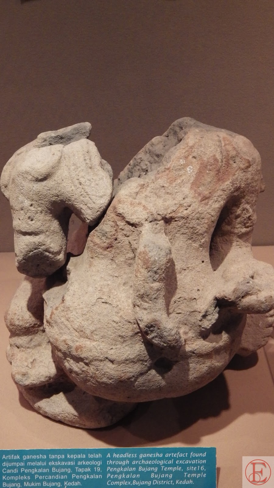 Artifak-artifak Yang Terdapat Di Lembah Bujang - puncalembah