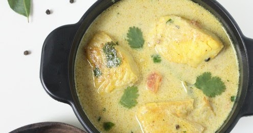 Sandhiya's Cookbook: Fish Moilee | Fish Molee | Kerala Fish Stew