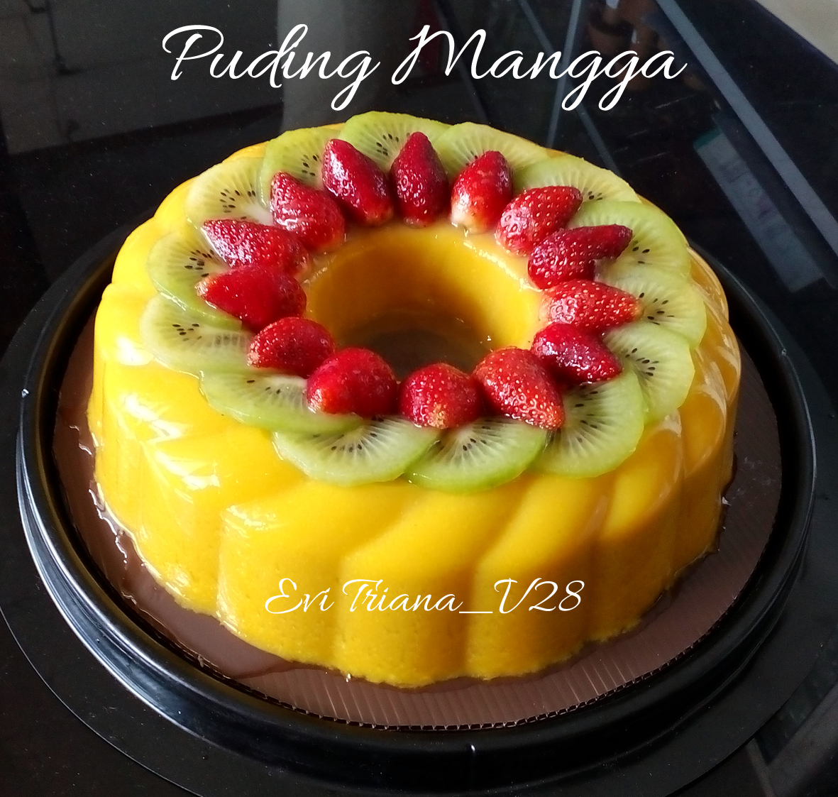 Evi Triana_V28: Puding Mangga Vla Cocktail Versi Cup