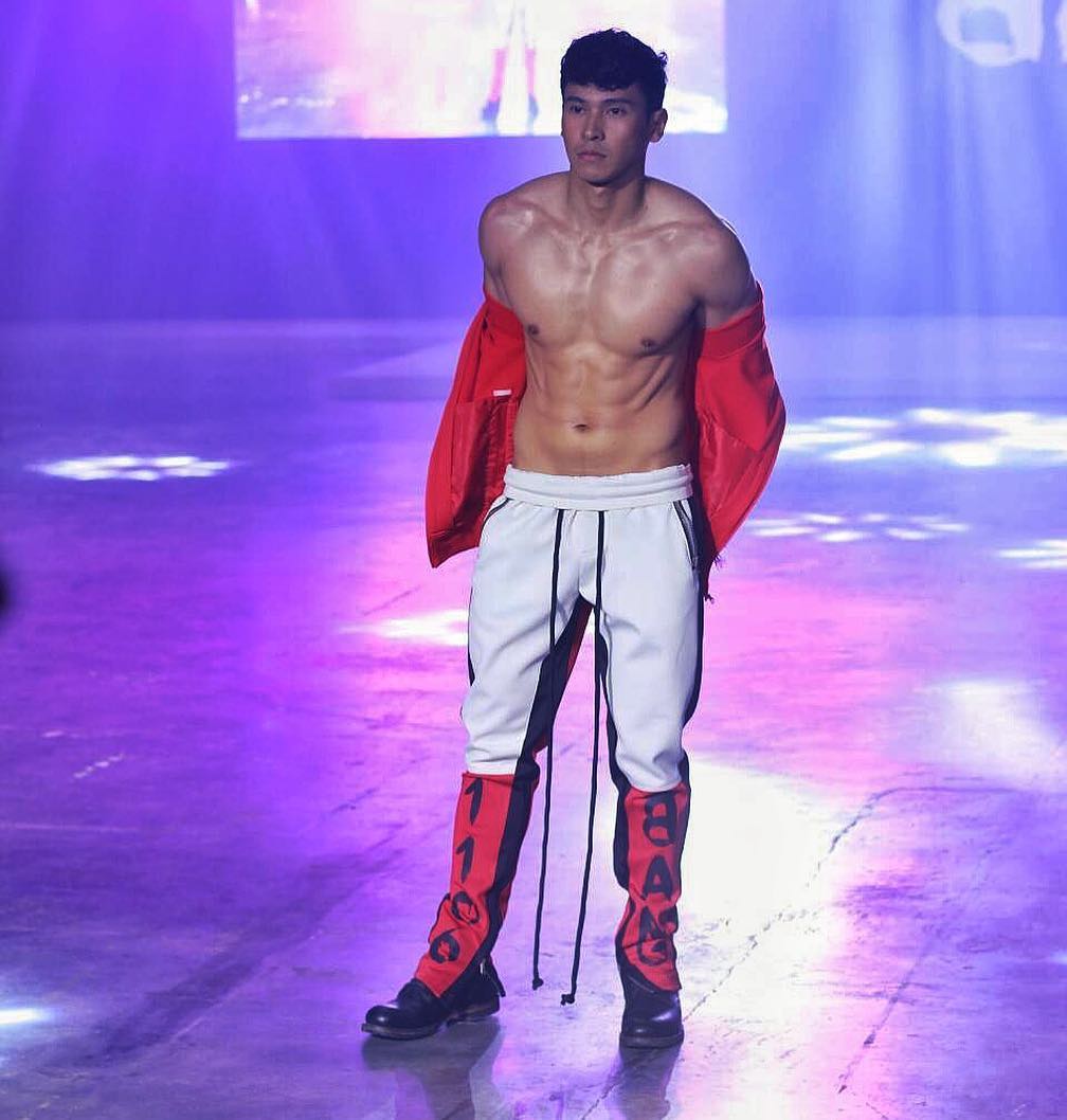 Fitness Fashion: Enchong Dee tonight at the Atomic Bang Fashion Show