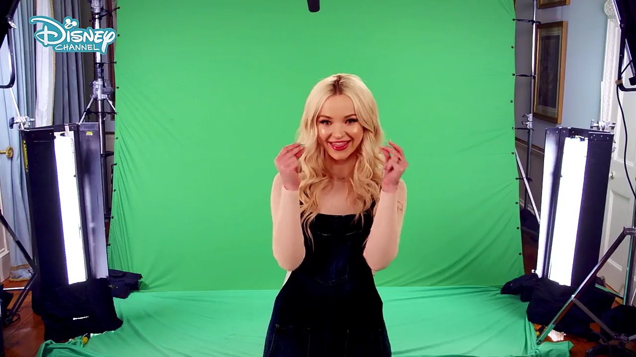 House of Cards: Dove Cameron w The Lodge 2!
