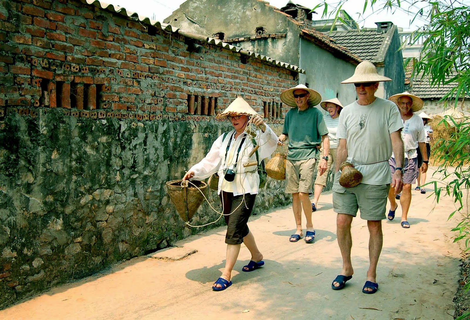 - Discovery Vietnamese village, Village Gate, Vietnamese daily life ...