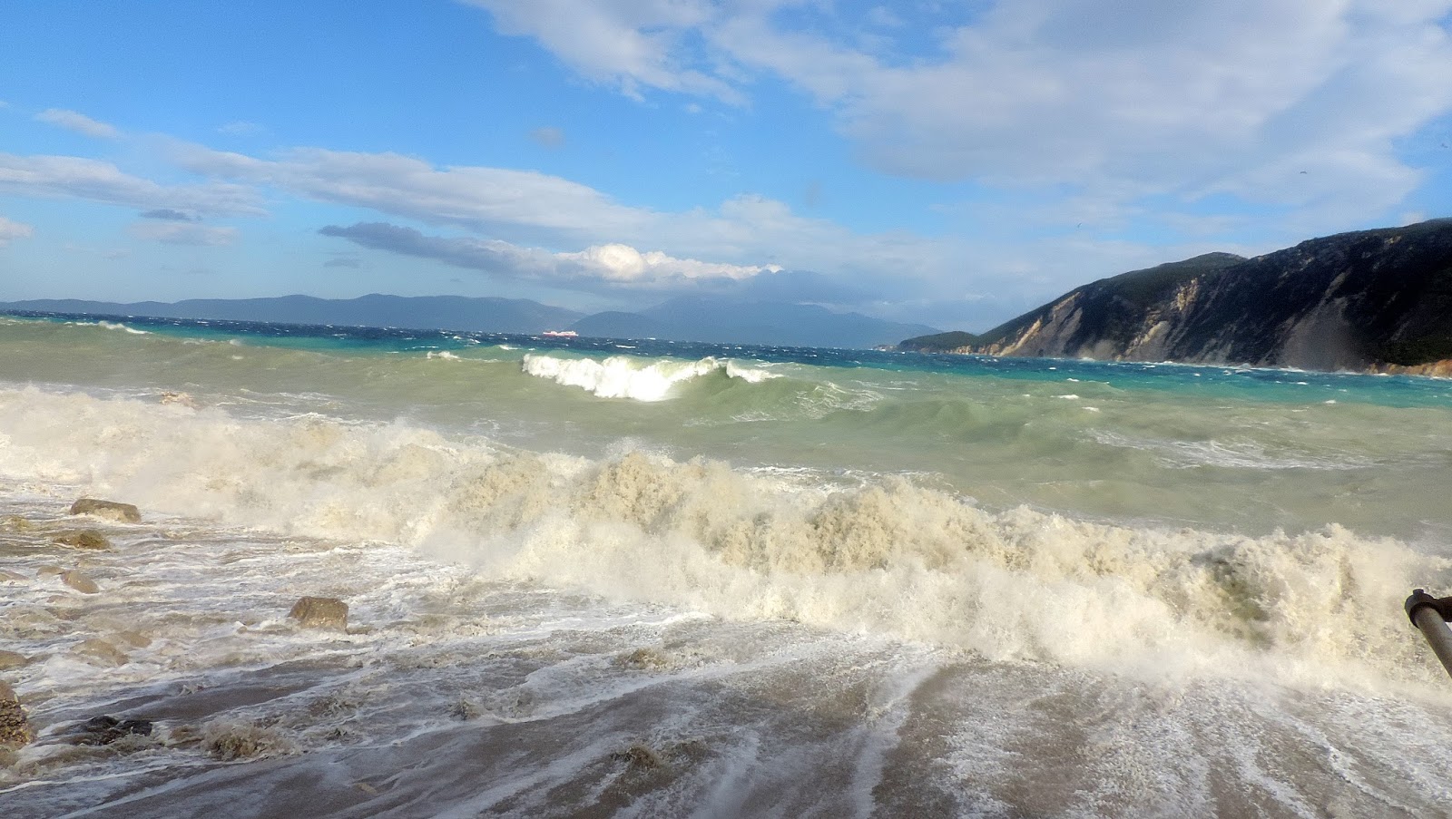 North Ithaca: ΦΟΥΡΤΟΥΝΑ ΣΤΗΝ ΠΑΡΑΛΙΑ ΤΩΝ ΑΦΑΛΩΝ Β.ΙΘΑΚΗ (ΦΩΤΟ)