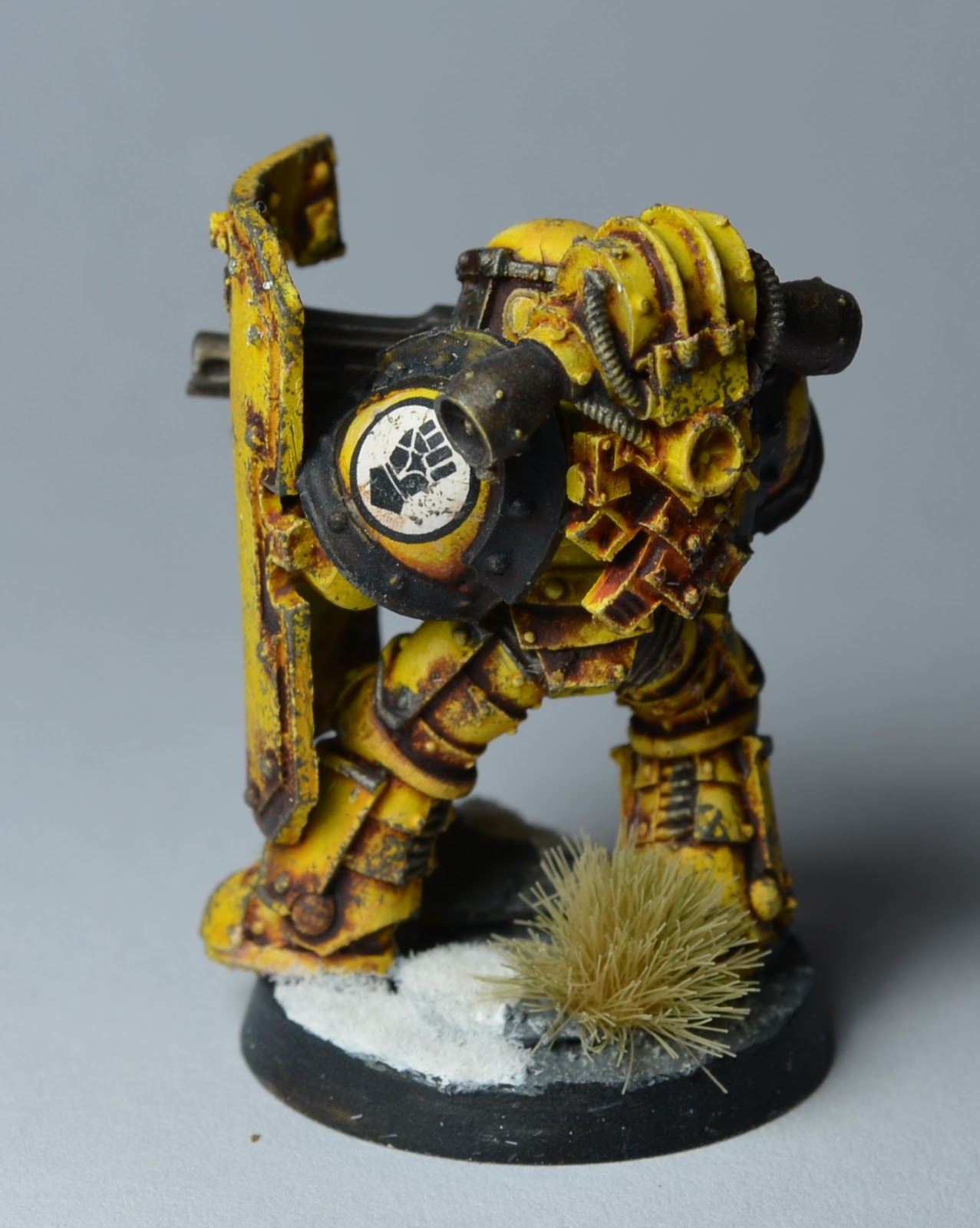 The Sons of Dorn: Mark IV Sergeant and Vox Astartes