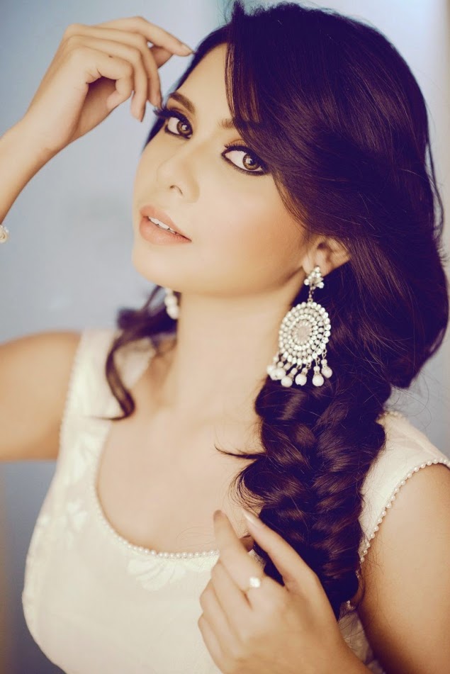 Shreya Gupta Latest Beautiful Images HD - IMAGES