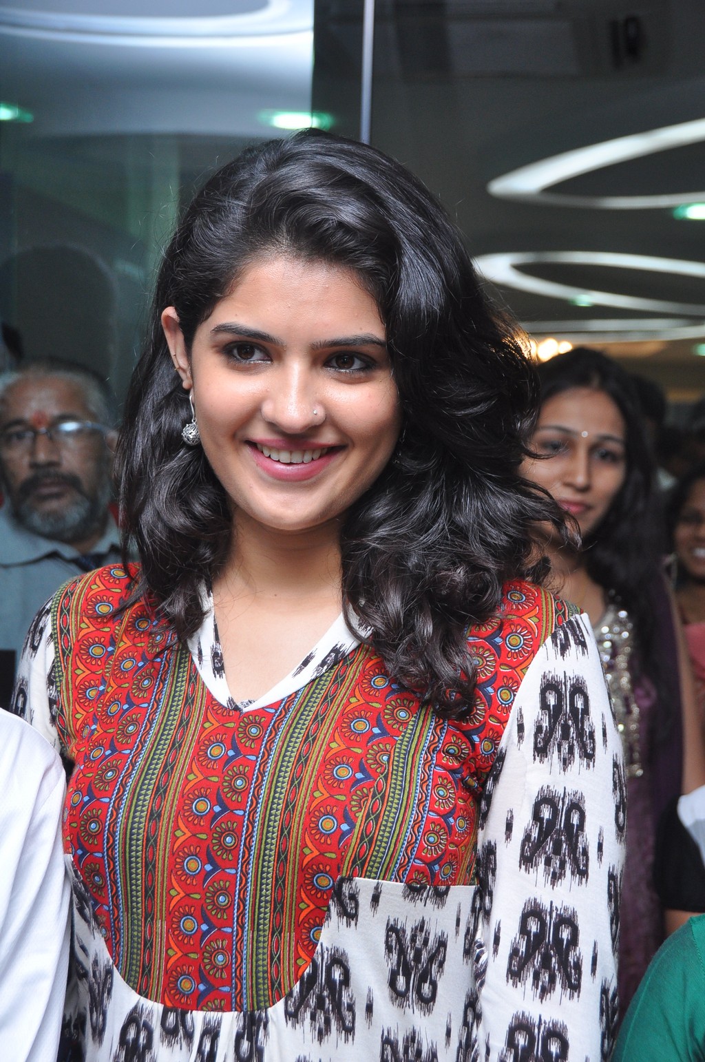 Deeksha seth at Snippers Salon Launch stills | South Wood Gallery