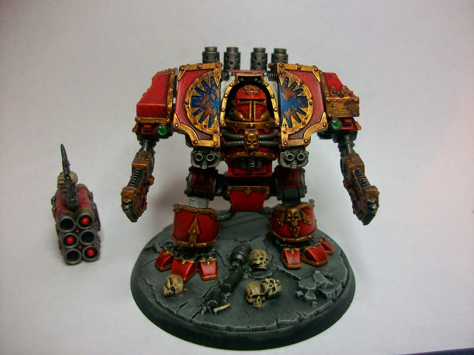 Caos en el Milenio Oscuro: Khorne dreadnought