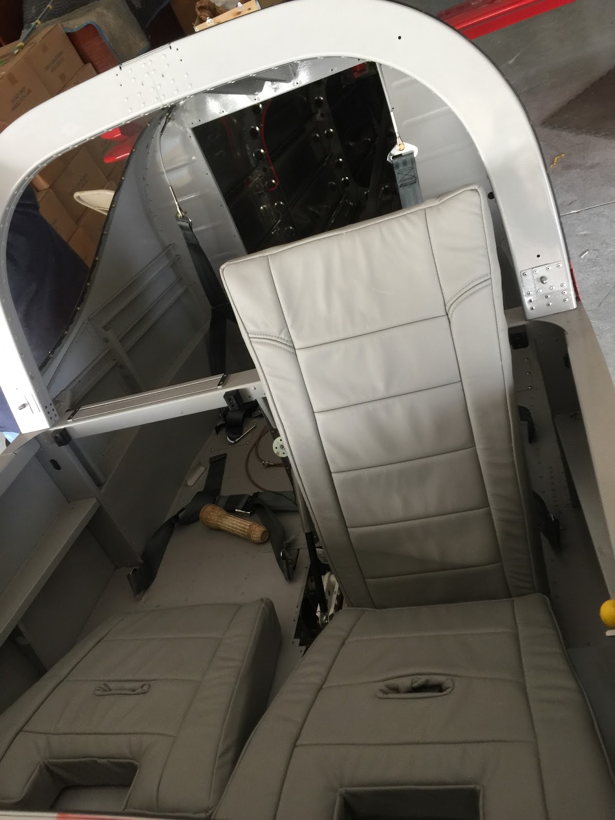 Gordon's RV14 Build: Panel install underway.. Interior is in!