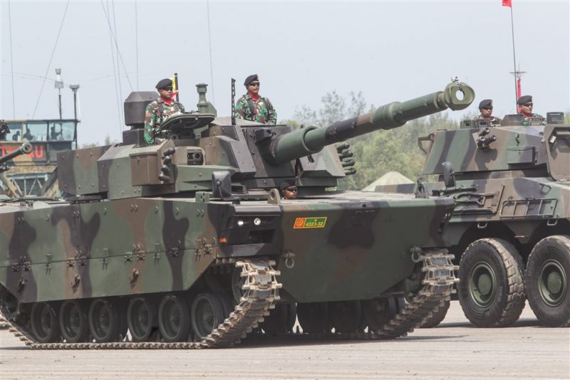 SANGAR! Inilah Tank "HARIMAU HITAM" Pindad Yang Akhirnya Menampakkan ...