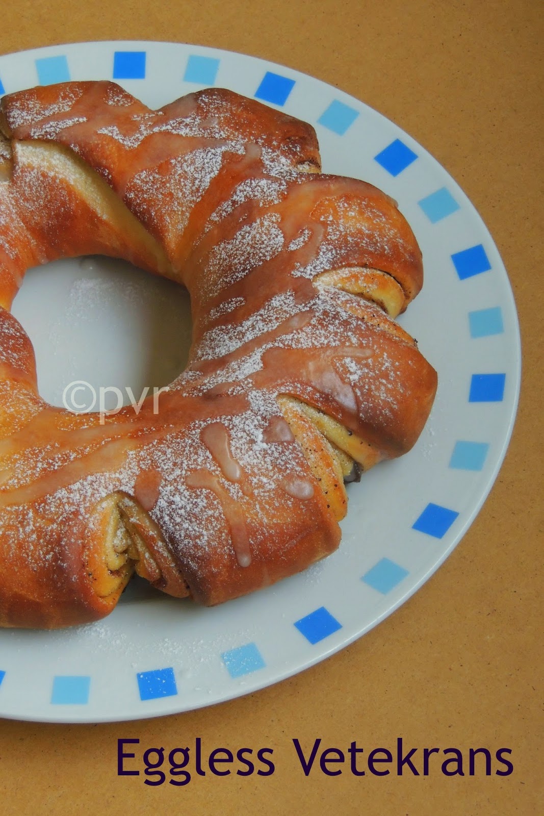 Priya's Versatile Recipes: Eggless Swedish Tea Rings/Eggless Vetekrans