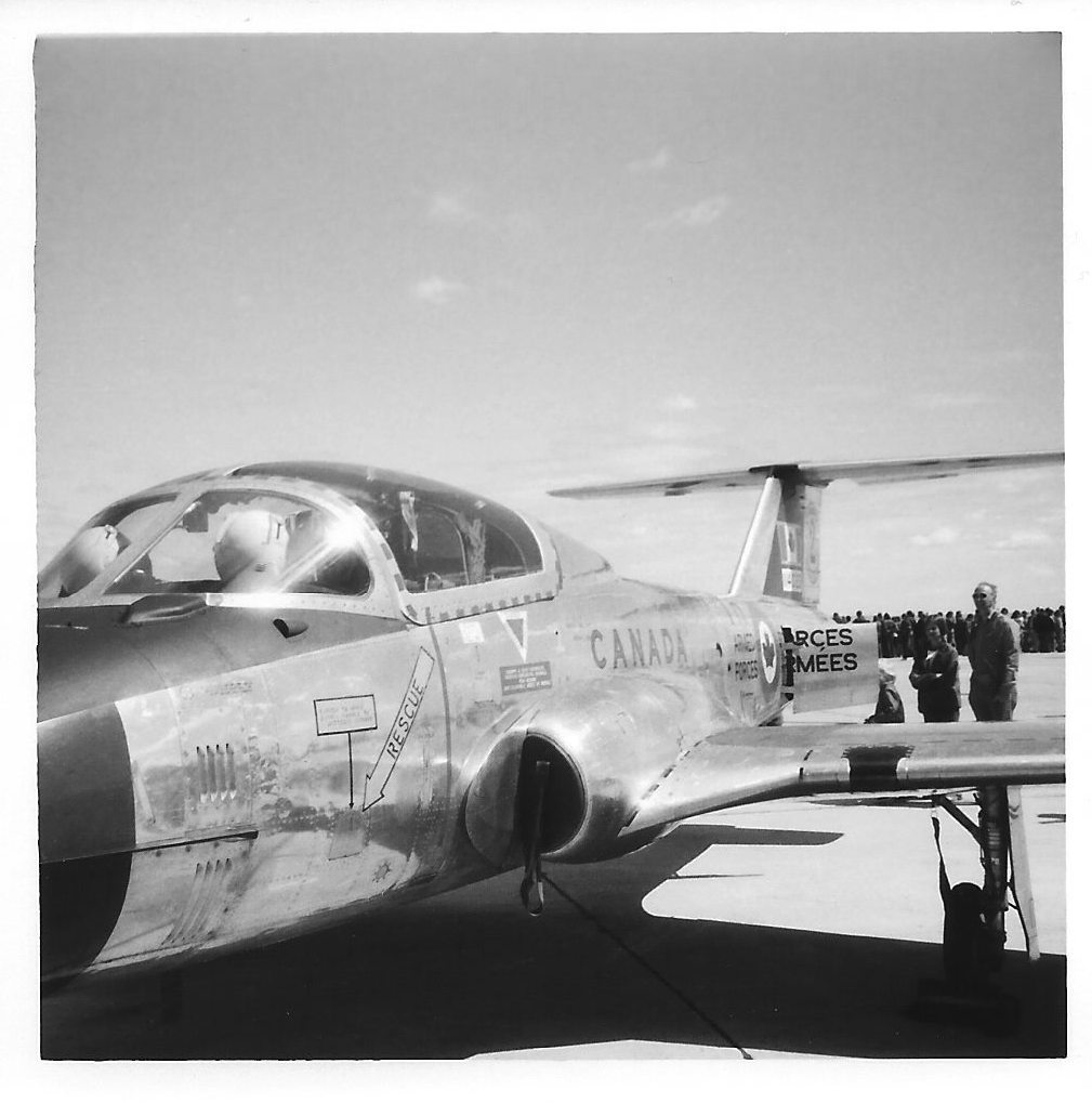 Maths 'n Stuff: Namao Air Force Base - Air Show