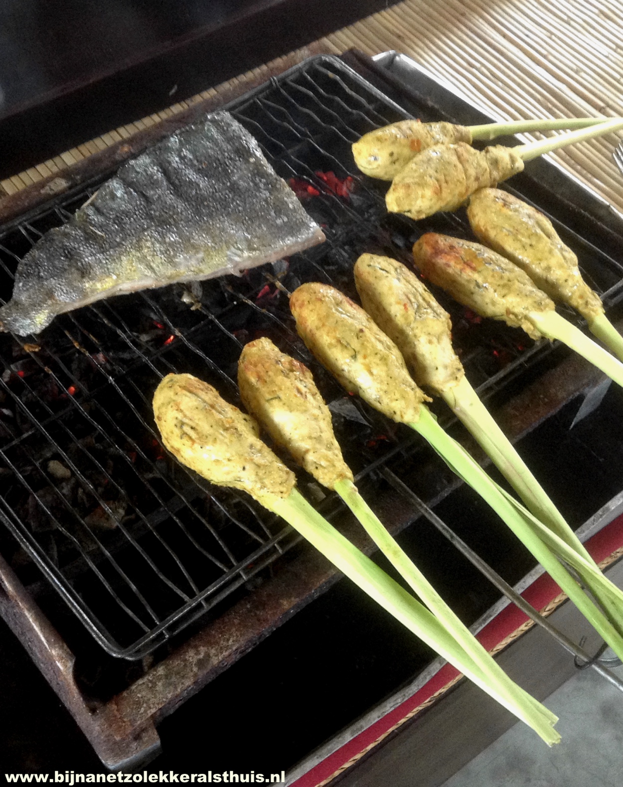 bijna net zo lekker als thuis: Vakantie-eten - Bali - saté lilit ajam