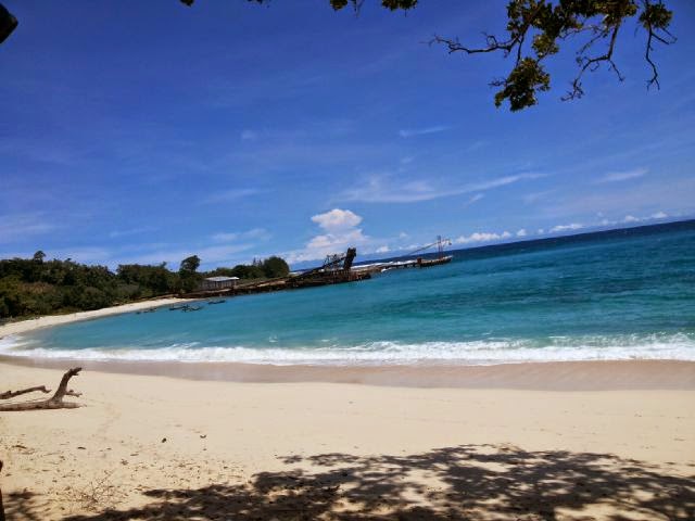 Data Palembang: Pesona Pantai di Bintuhan