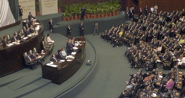 CARPE DIEM: La Reforma Política en México