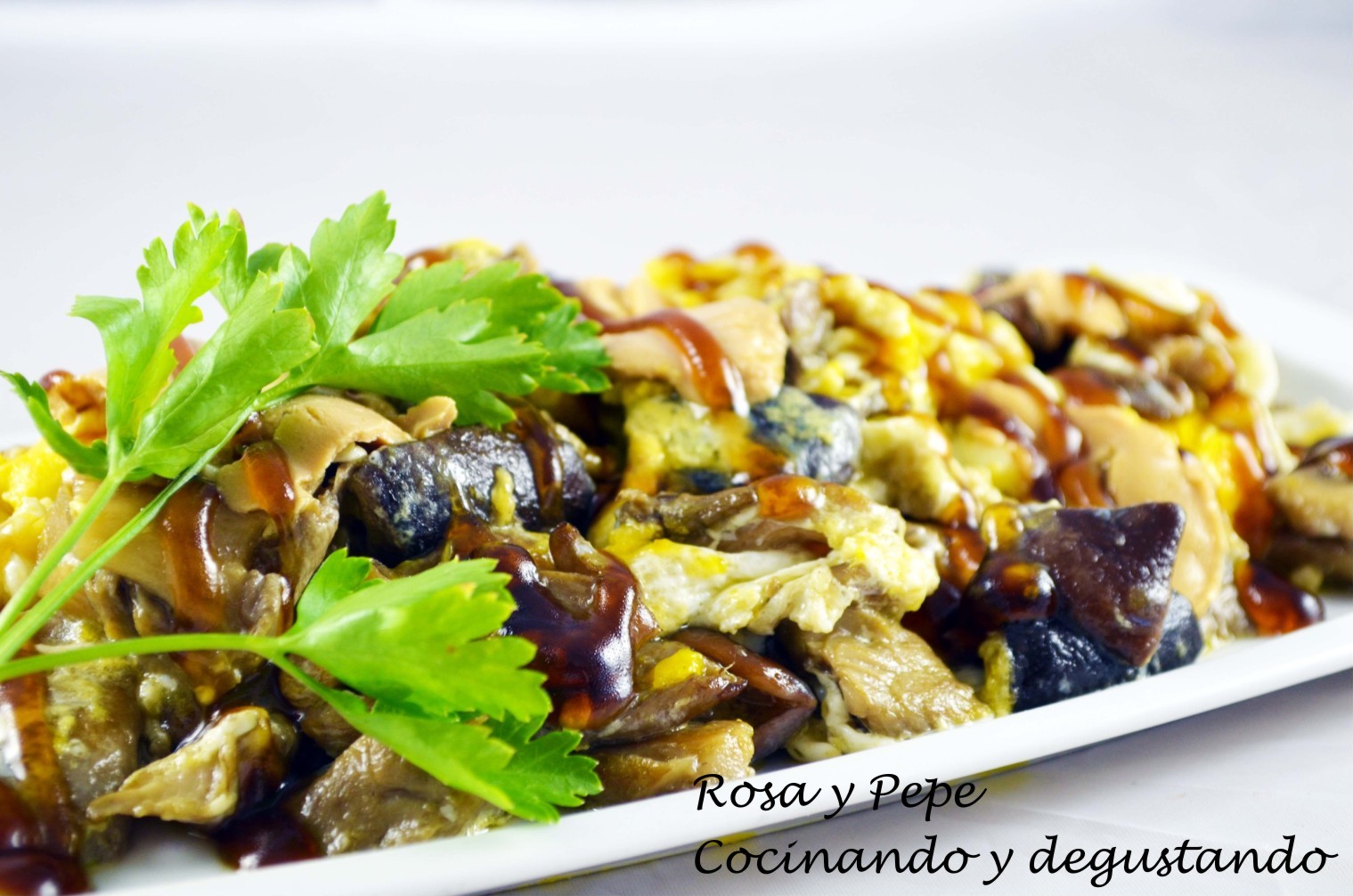 COCINANDO Y DEGUSTANDO: REVUELTO DE SETAS Y FOIE 69