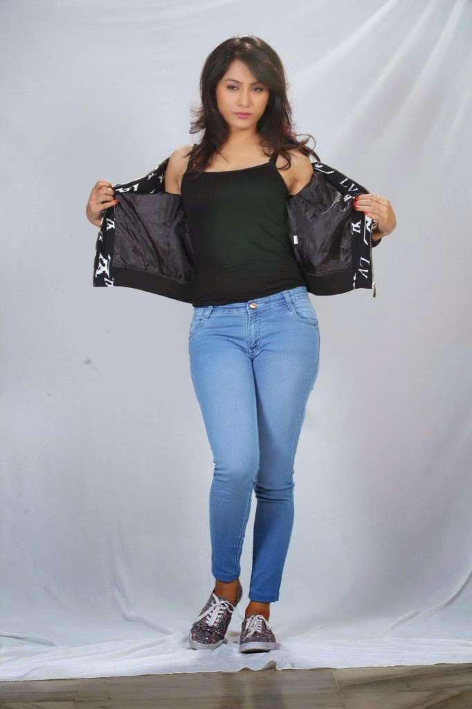 Telugu Actress Smithika Latest Spicy Photo Stills in Tight Jeans Pant ...